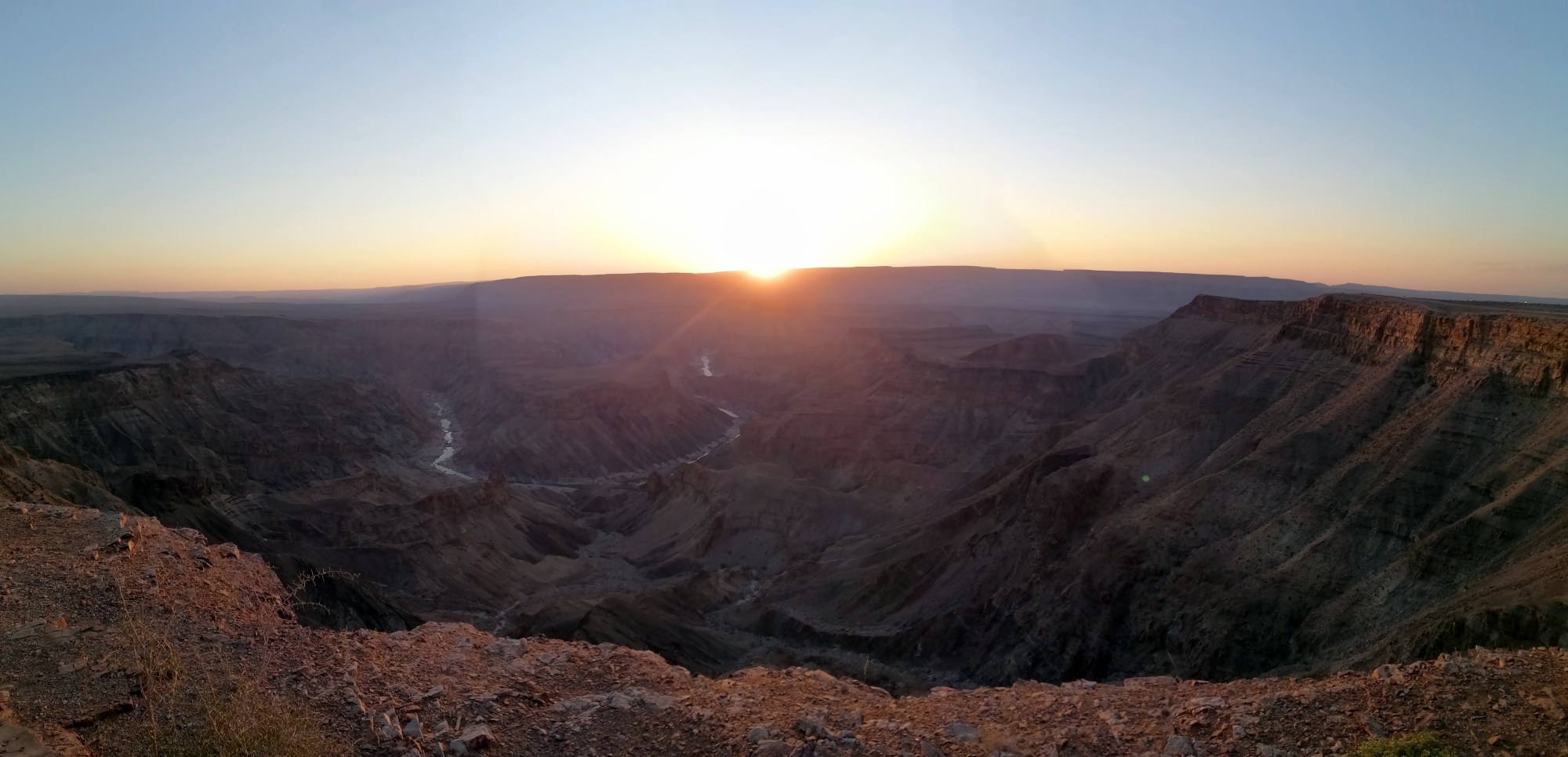 FISH RIVER CANYON: El CAÑON MÁS ANTIGUO DEL MUNDO – COMO LOS CARACOLES